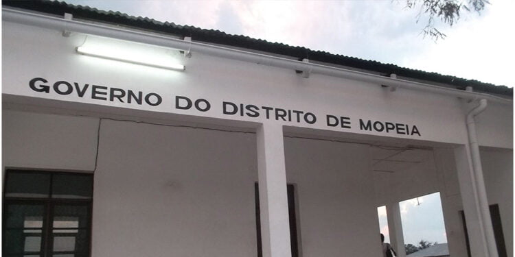 "Intoxicação alimentar pode ser a causa da morte dos 10 membros de uma ...