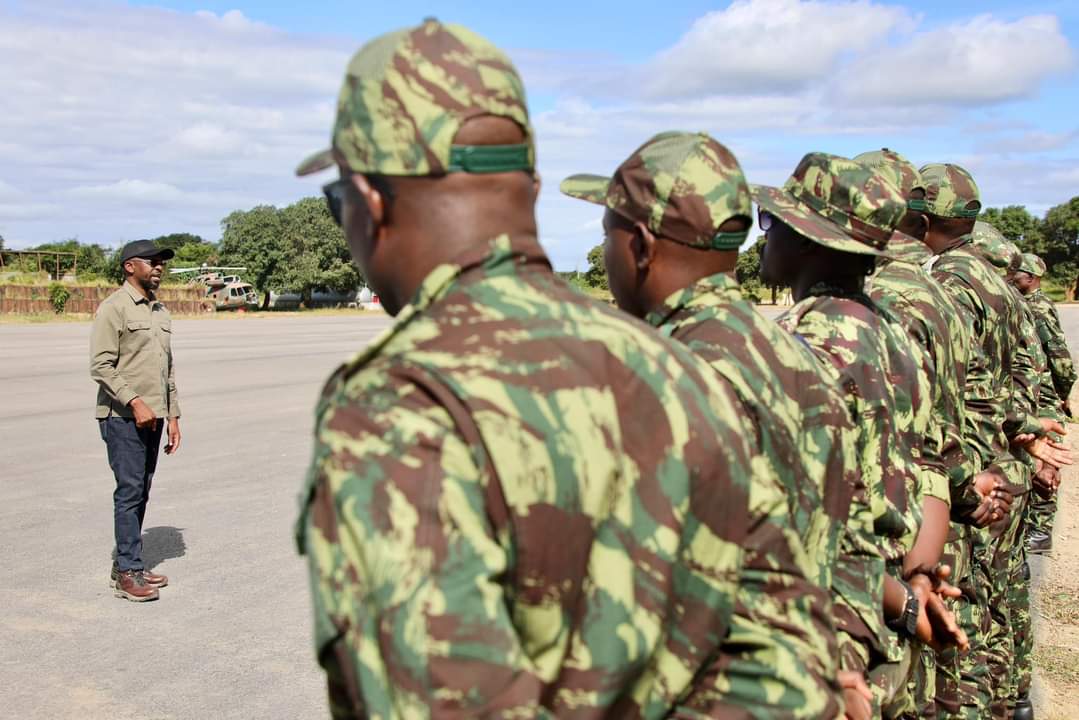 MDN encoraja militares das FADM e da Força Local a continuarem ...